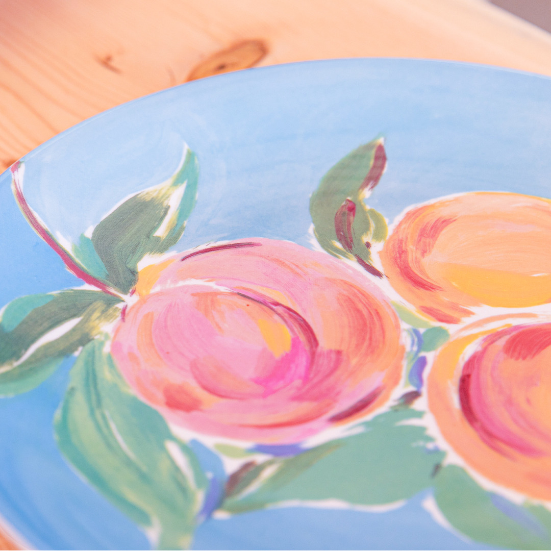 artist-table-in-the-garden