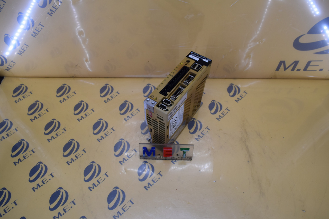 Servo Driver Yaskawa Sgds 02a12ay27 산업용자동화장비 수리 주엠이티
