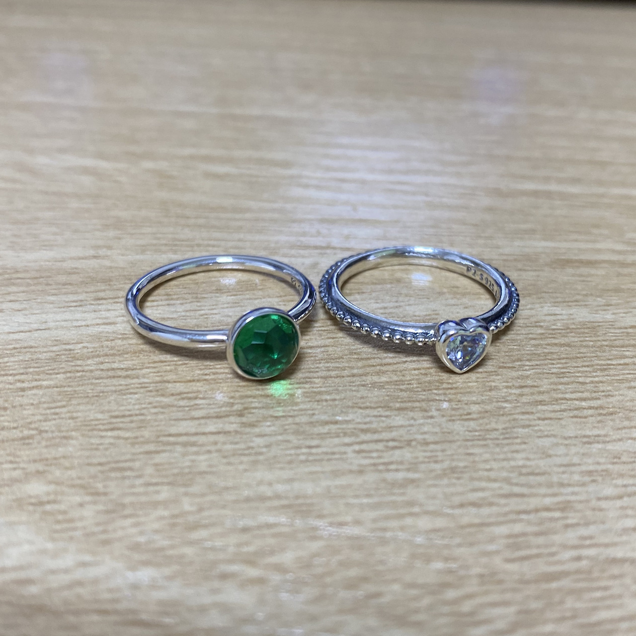 반지추천 '판도라(PANDORA)' 탄생석반지(191012NRG) + 원 러브실버 반지(190896CZ) 가격과 사이즈 후기 ...