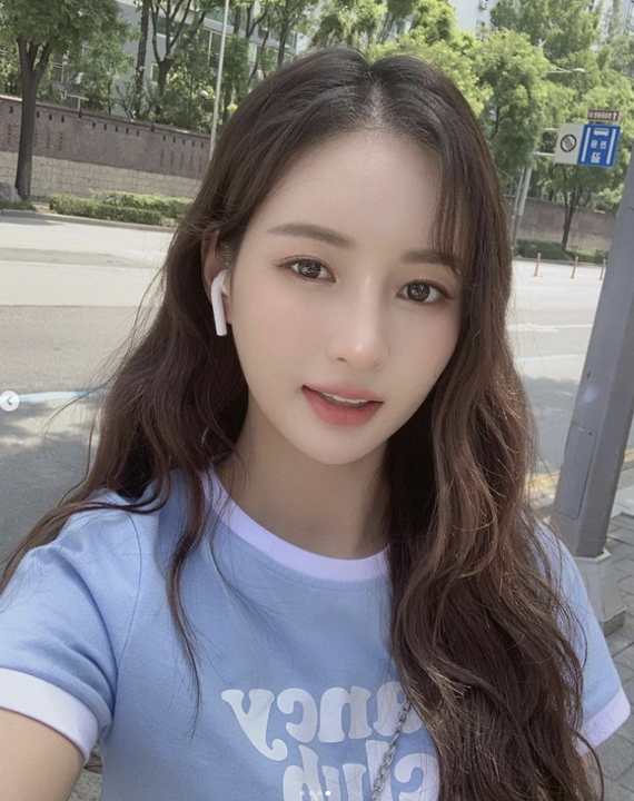 틱톡 댄스여신 정유나 '유나몽' 프로필