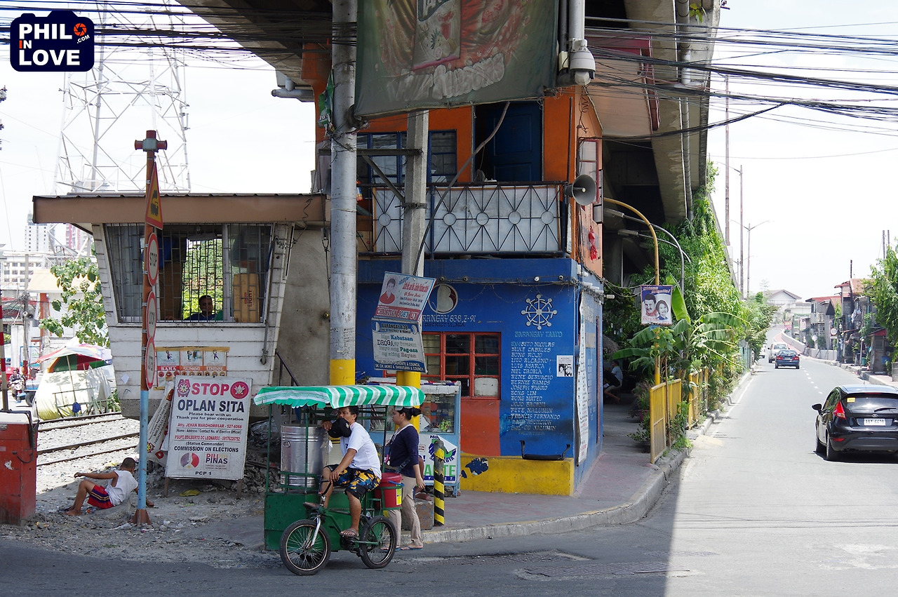[필리핀 대중교통] PNR 철도의 기찻길 주변 트롤리(Trolley) 손수레