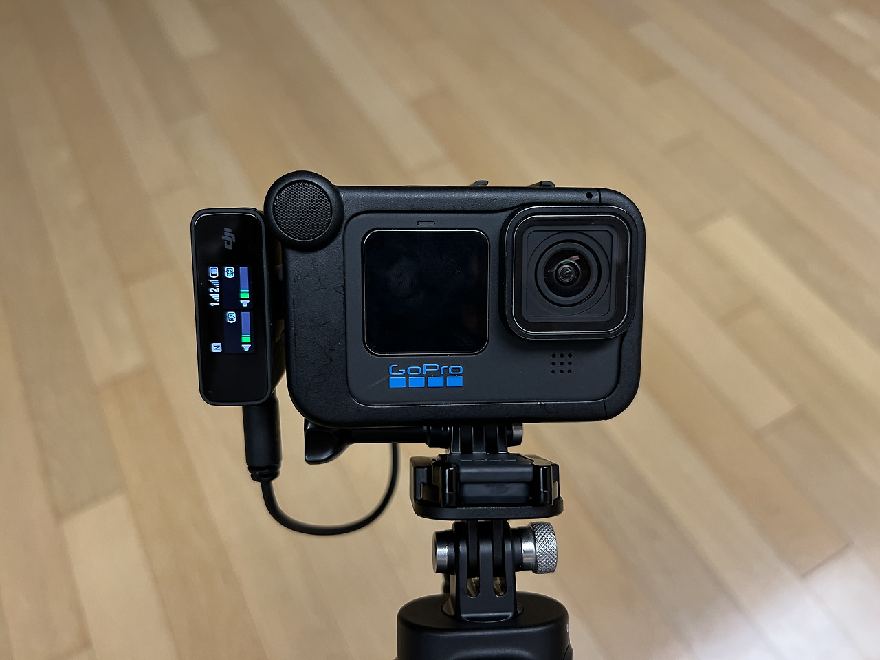 GoPro 고프로를 위한 외장마이크, 2채널 무선 마이크 DJI MIC (Rode Wireless Go2 와의 비교)