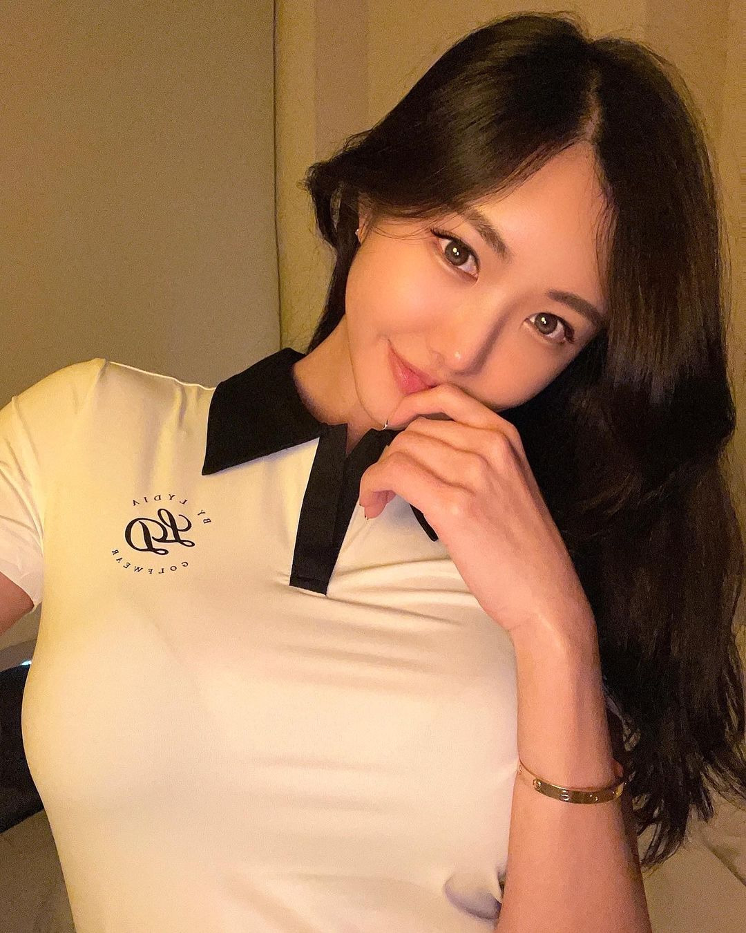 건강미인 우이니 사장님 인스타그램 셀카 사진 모음 — 스타들의★ 근황을 모아서