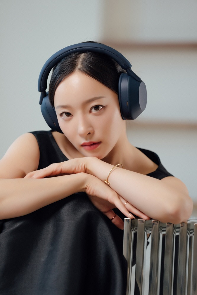 소니코리아 무선 노이즈 캔슬링 헤드폰 ‘wh 1000xm5 미드나잇 블루 컬러 출시