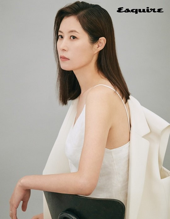 문소리 나이 프로필 리즈 고향 남편 장준환 딸 필모그래피 작품활동