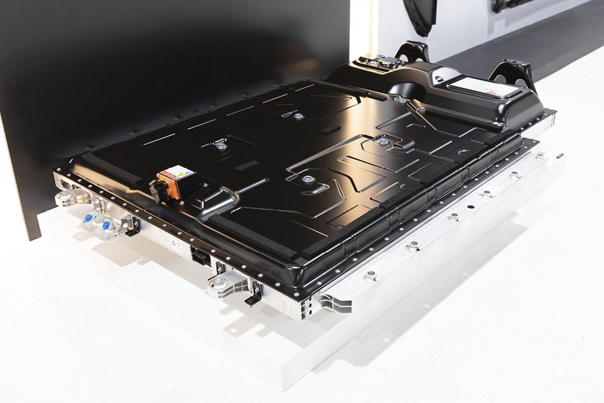 전기차(EV) LFP 배터리와 NCM 배터리의 특징 비교
