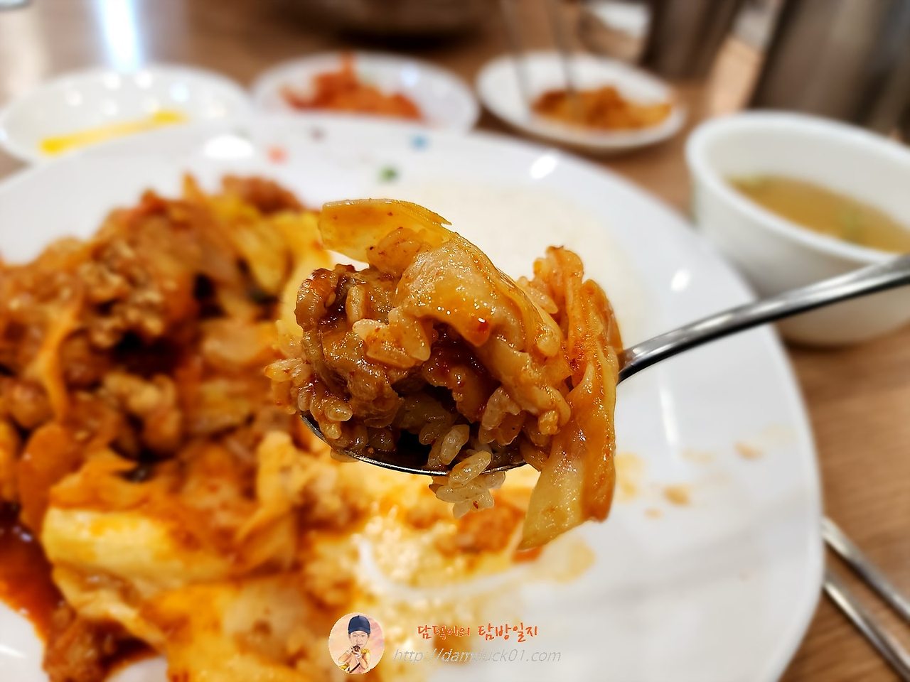 일등김밥에서 메뉴 이름이 재미있는 꼬끼오 덮밥을 먹었어요 By 직장인 점심 메뉴 탐방