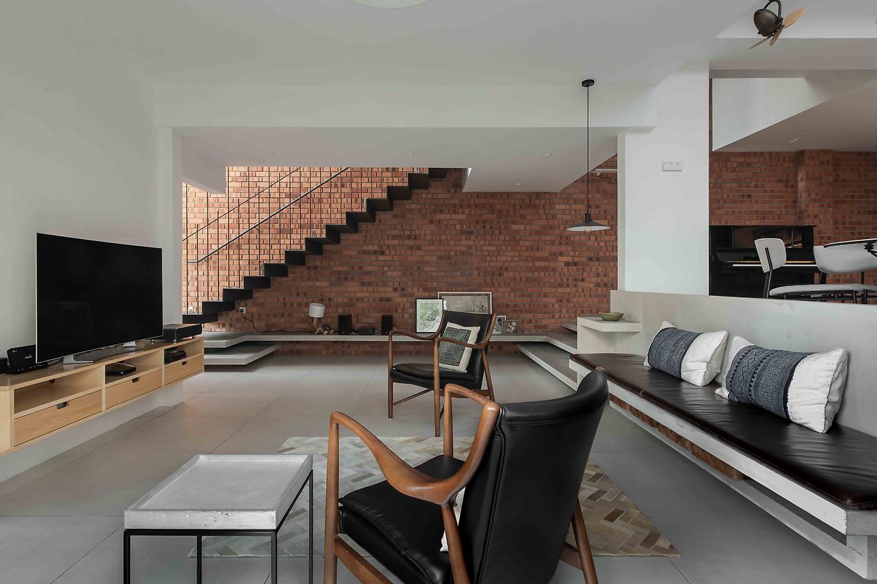 *길의 끝에 위치한 집 [ Eleena Jamil Architect ] End Lot House