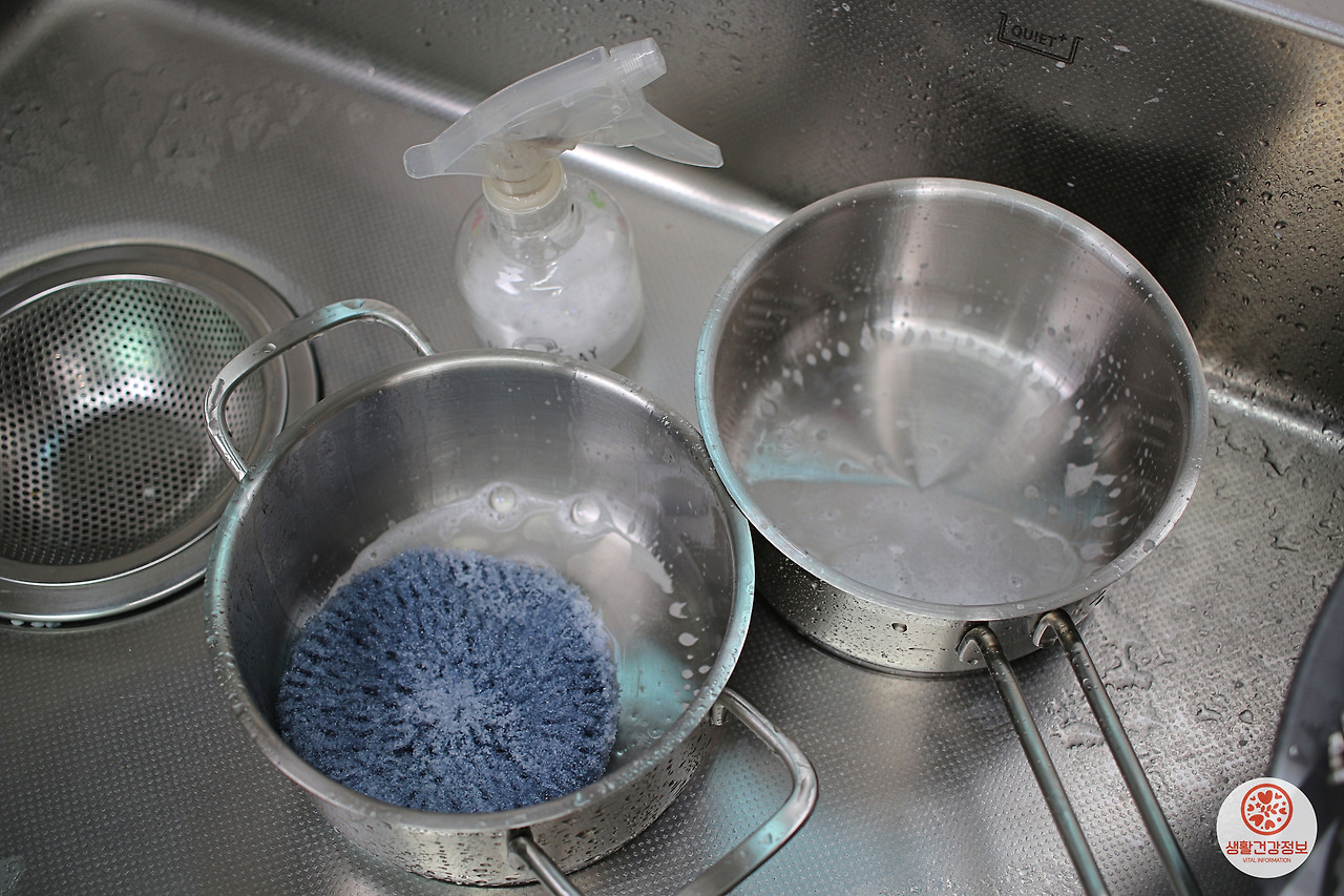 주방세제에 식초만 섞었을 뿐인데 이게 가능하다고?!