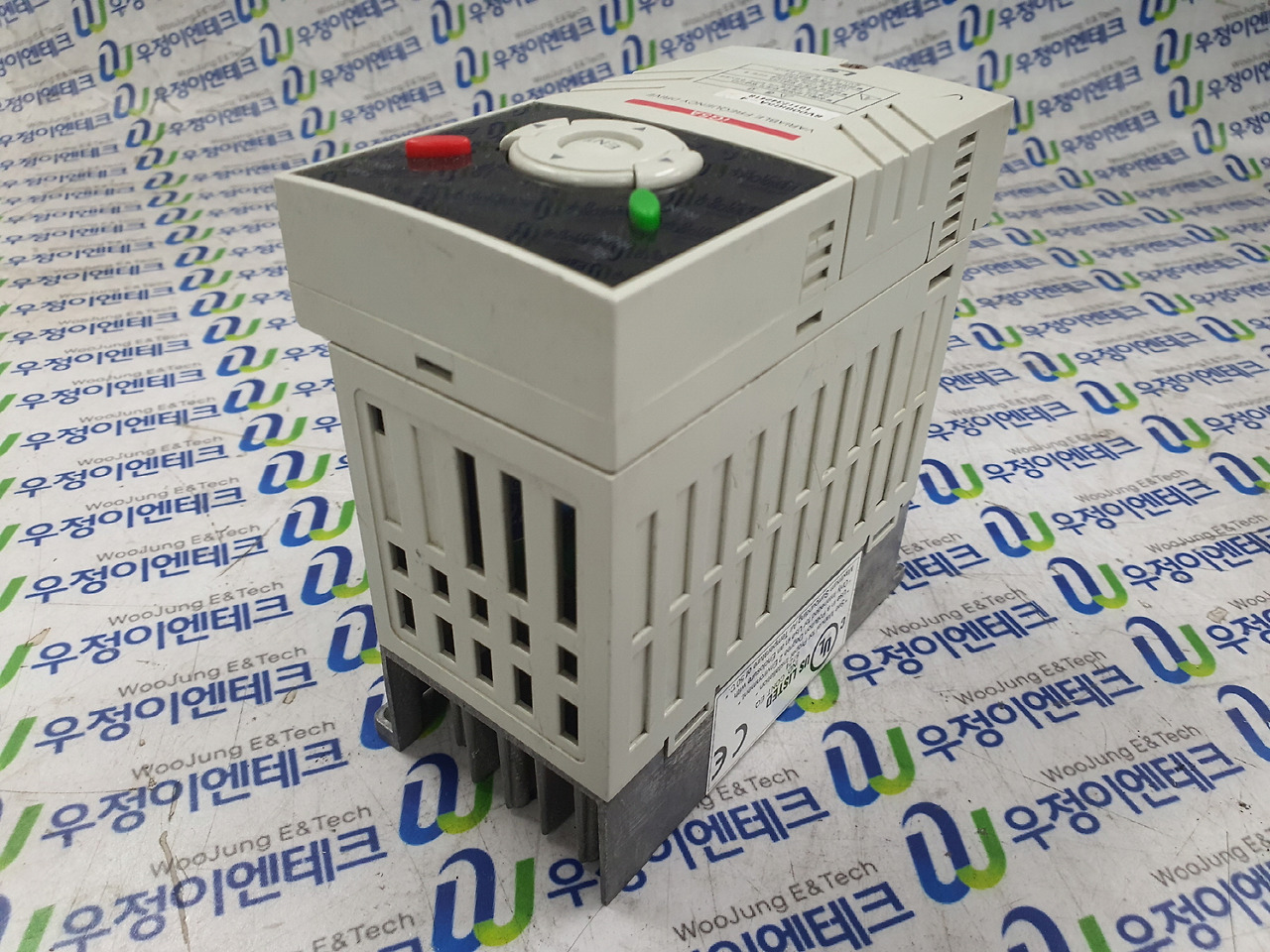 [중고] LS INVERTER / SV008IG5A-4