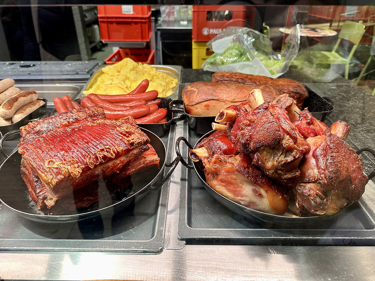 독일 슈바이학센 먹어보기 프랑크프루트 중앙역 슈바인 학센 맛집 슈바인스학세 Schweinshaxe