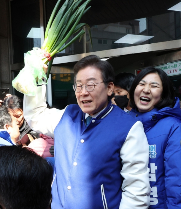 이재명 계모 재혼가정 비하 논란 이유 영상 이재명 프로필 나이 고향 학력 키 지지율
