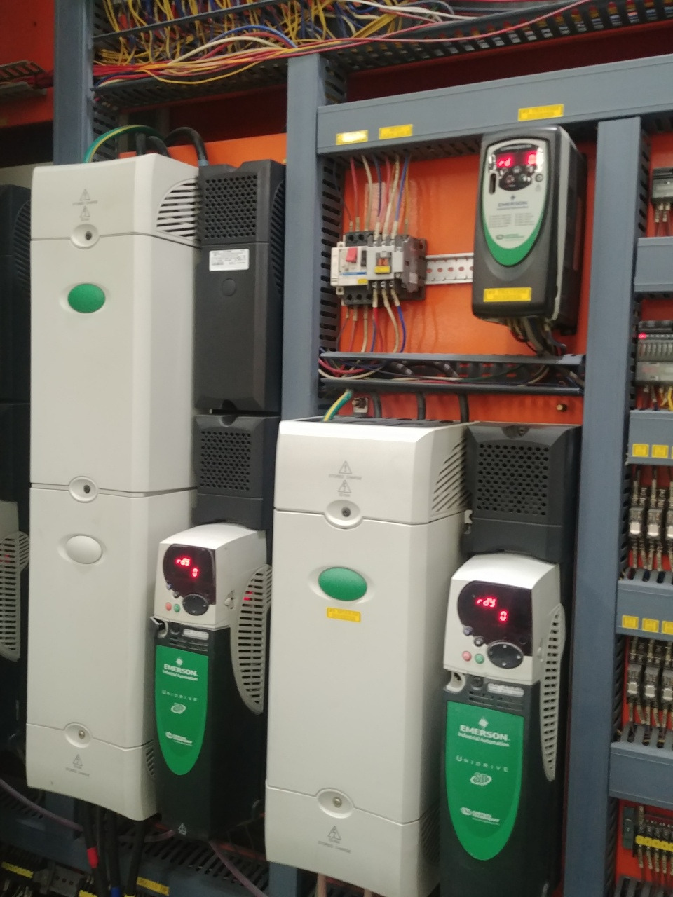 [ SP5402 적용사례 ] Unidrive SP5402 (75kW) + SP4402 (37kW) + SKB3400150 (1 ...