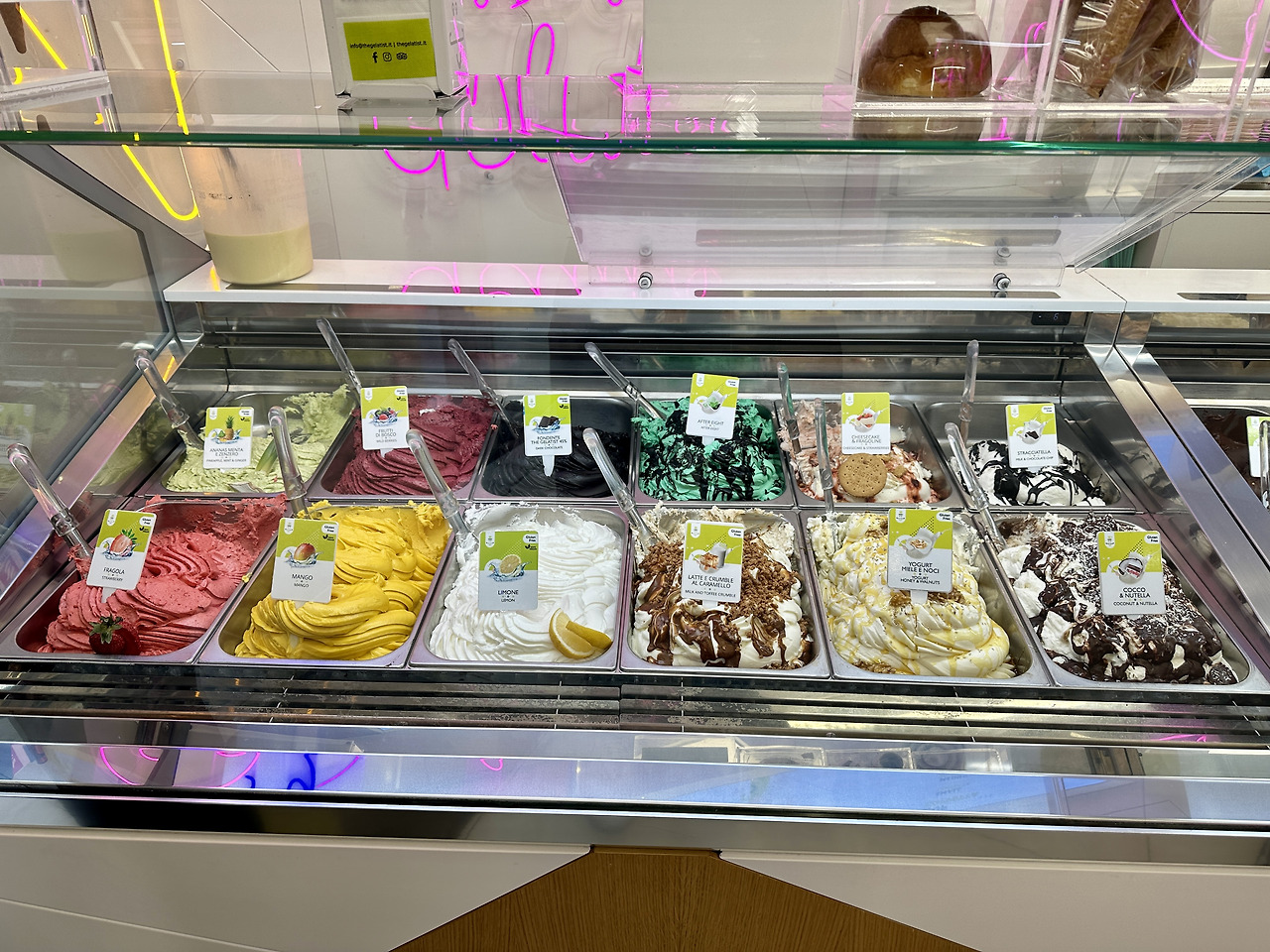 로마 조국의 제단 로마 통일기념관 로마 비토리오 에마누엘레 2세 기념관 베네치아 광장