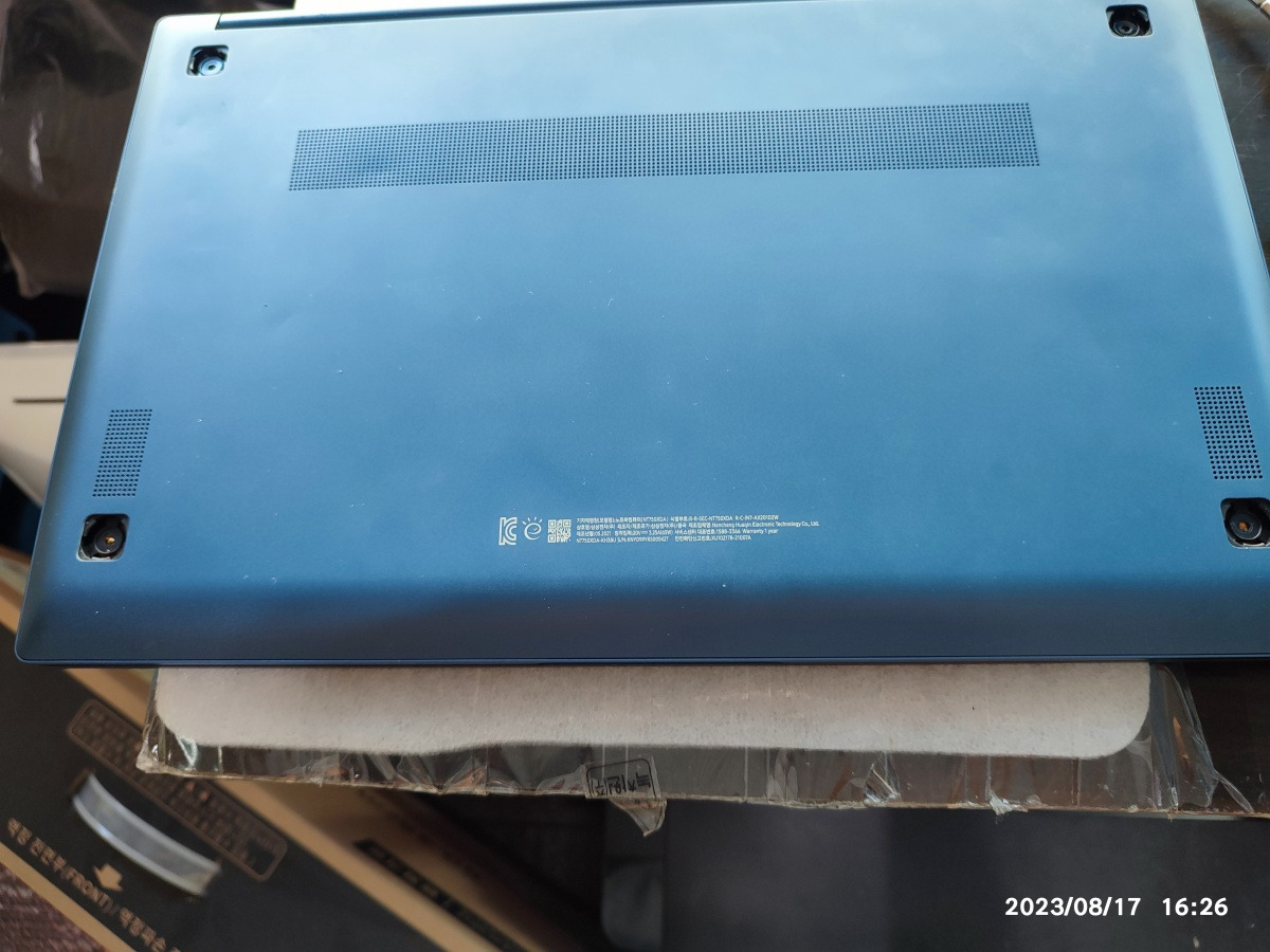 Nt750xda Kh38u 삼성 노트북 분해 후 Ssd 추가 장착