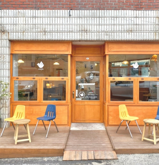 유리시트지 스티커 가게 입구 유리창 로고 시트컷팅 글자 골드시트지 빵집 카페 오픈클로즈 스티커인테리어 시트지스티커