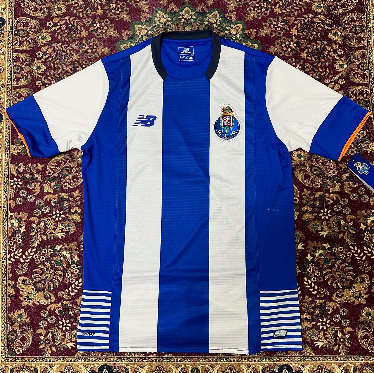 15-16 FC Porto Home Jersey