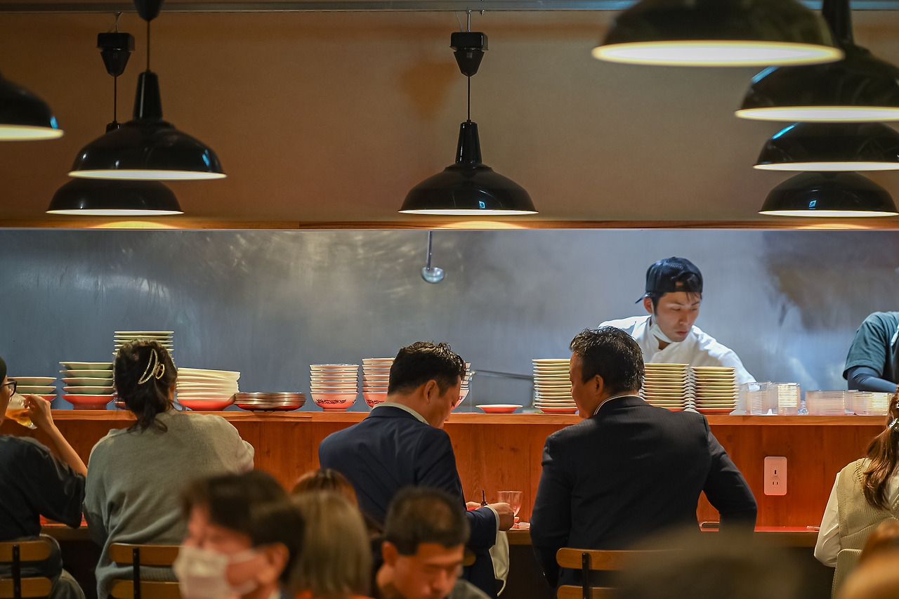 1리터의 하이볼 가성비 뛰어난 일본 이자카야 체인 후쿠오카여행 교자야 니노니弐ノ弐 신지다이新時代