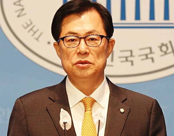 이만희 국회의원21대 학력 고향 출생 나이 재산 본관 병역군대 가족관계 약력 경력 프로필 경북 영천 햄블