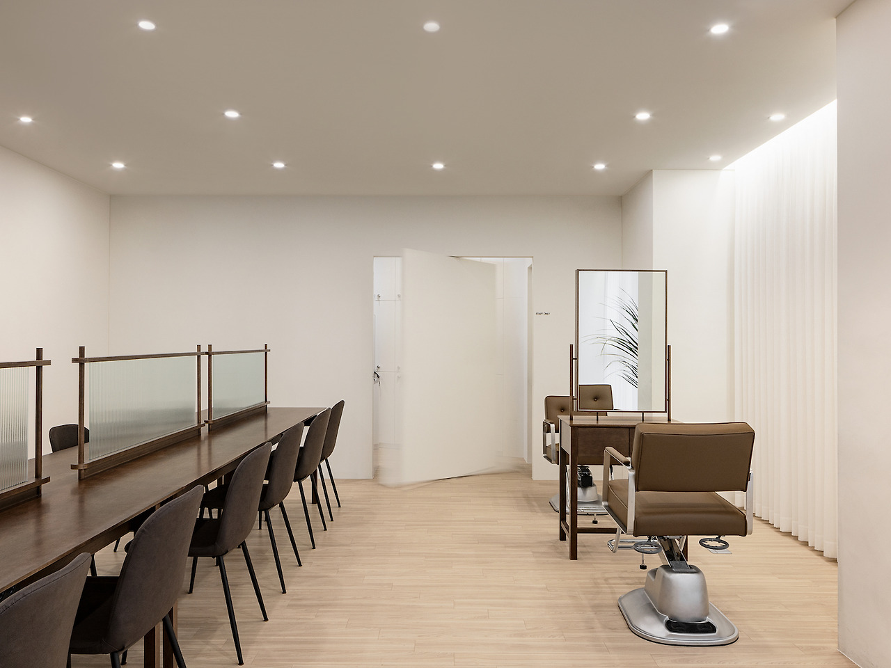 *미니멀 살롱 [ Orosy Studio ] More on Shinnonhyeon