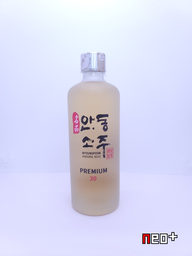 [주류 508][병-375ml] 군납 명품안동소주 프리미엄(MYOUNGPOOM ANDONG SOJU PREMIUM 30)