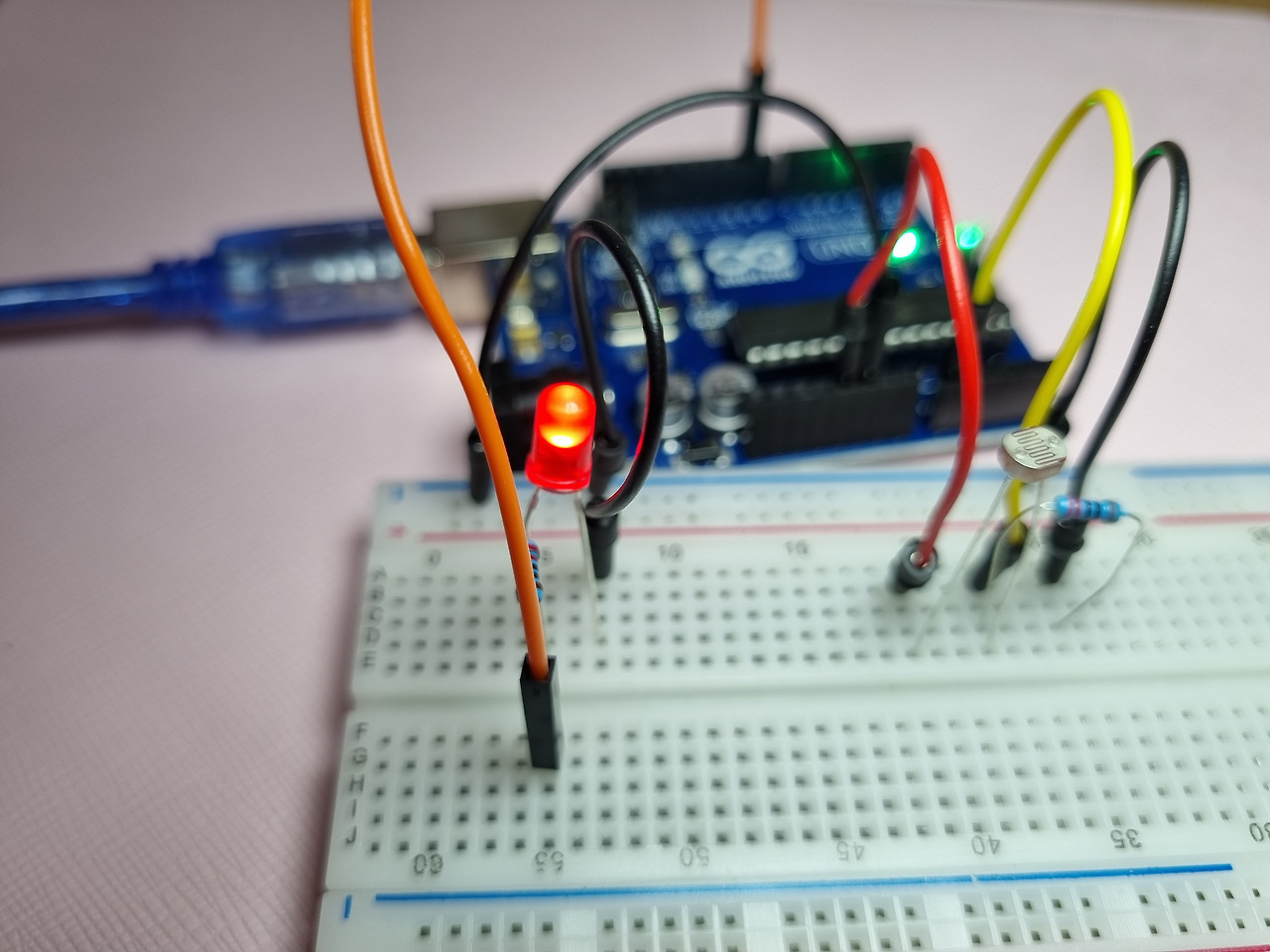 Arduino 조도 센서로 Led 제어하기 파이썬