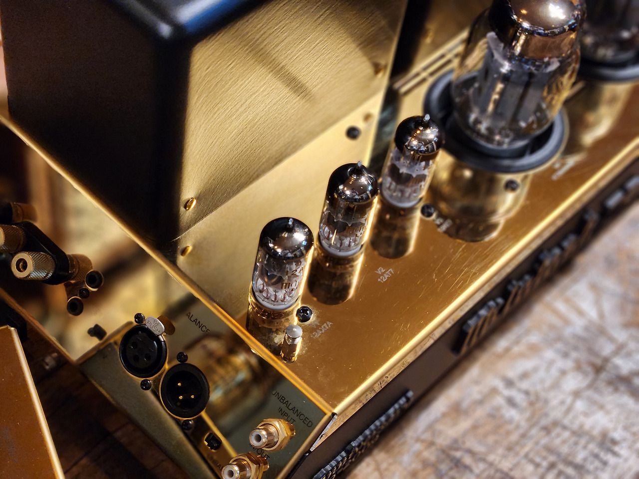 Mcintosh 맥킨토시 60주년 기념비 한정판 모델 Mc75 진공관 모노모노 파워엠프 입니다 극상품 60조한정발매 모델