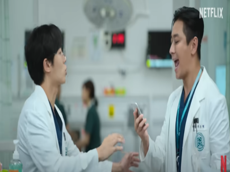 중증외상센터 이국종 모티브 웹툰 원작 결말 감동과 액션의 실화 기반 대작