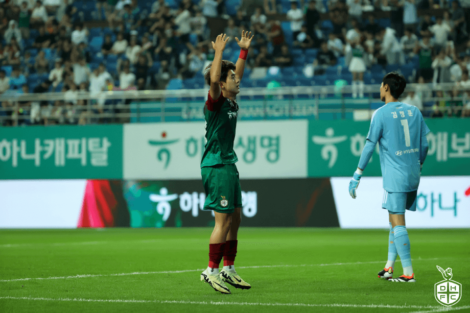 윤도영 축구선수 브라이튼 울버햄튼 프로필 아스톤빌라 포지션 Epl이적 대전 하나 내가 궁금해서 찾아보는 경제공부방