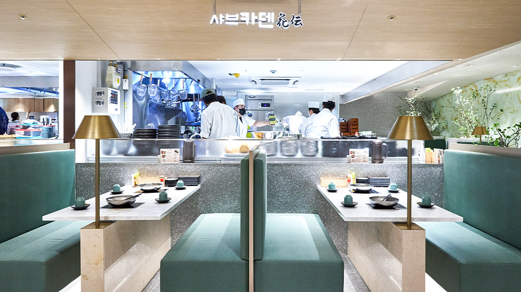 미식가를 위한 음식 탐험 압구정본점 가스트로 테이블