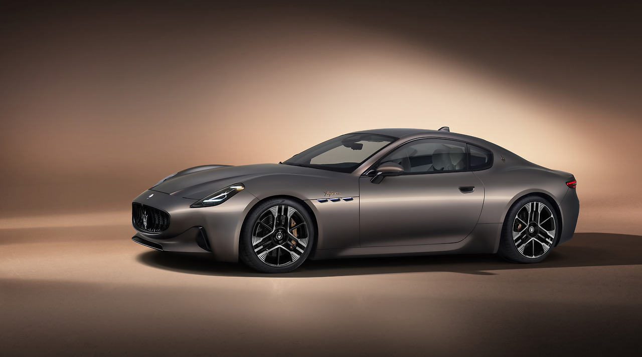 2023 마세라티 그란투리스모maserati Granturismo 풀 체인지 3가지 트림 원본 사진 정리
