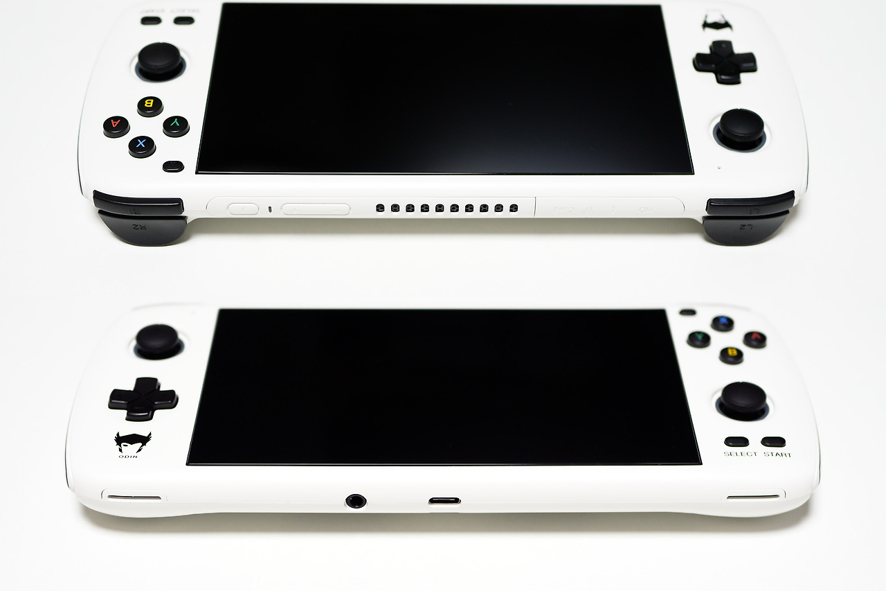 폰 없이 게임을 계속 해보자. Ayn 오딘 라이트 (Odin Lite) 개봉기