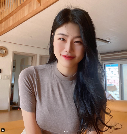 KLPGA 장신 미녀골프 여신 '김민지' 프로필