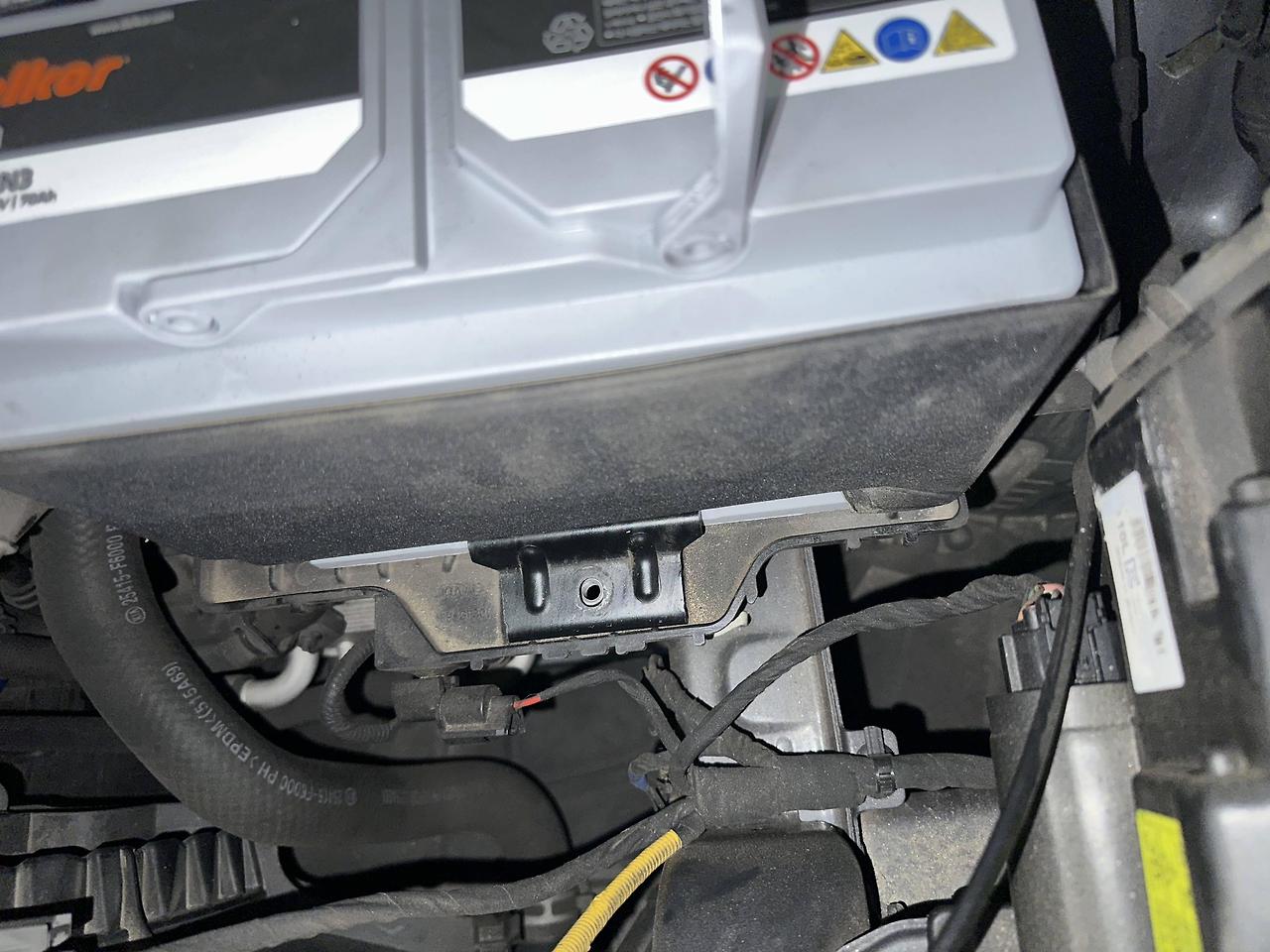 초보도 가능한 자동차 배터리(델코 AGM70) 셀프 교체 방법 및 후기