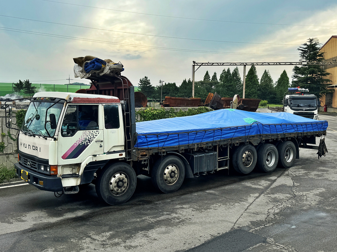 티스도리닷컴 :: 1996 현대18톤초장축카고트럭 (91a)