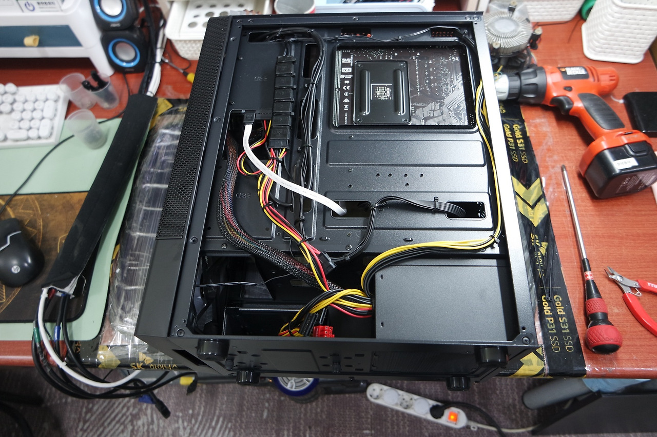 다크플래쉬 DK200 조립 및 선정리