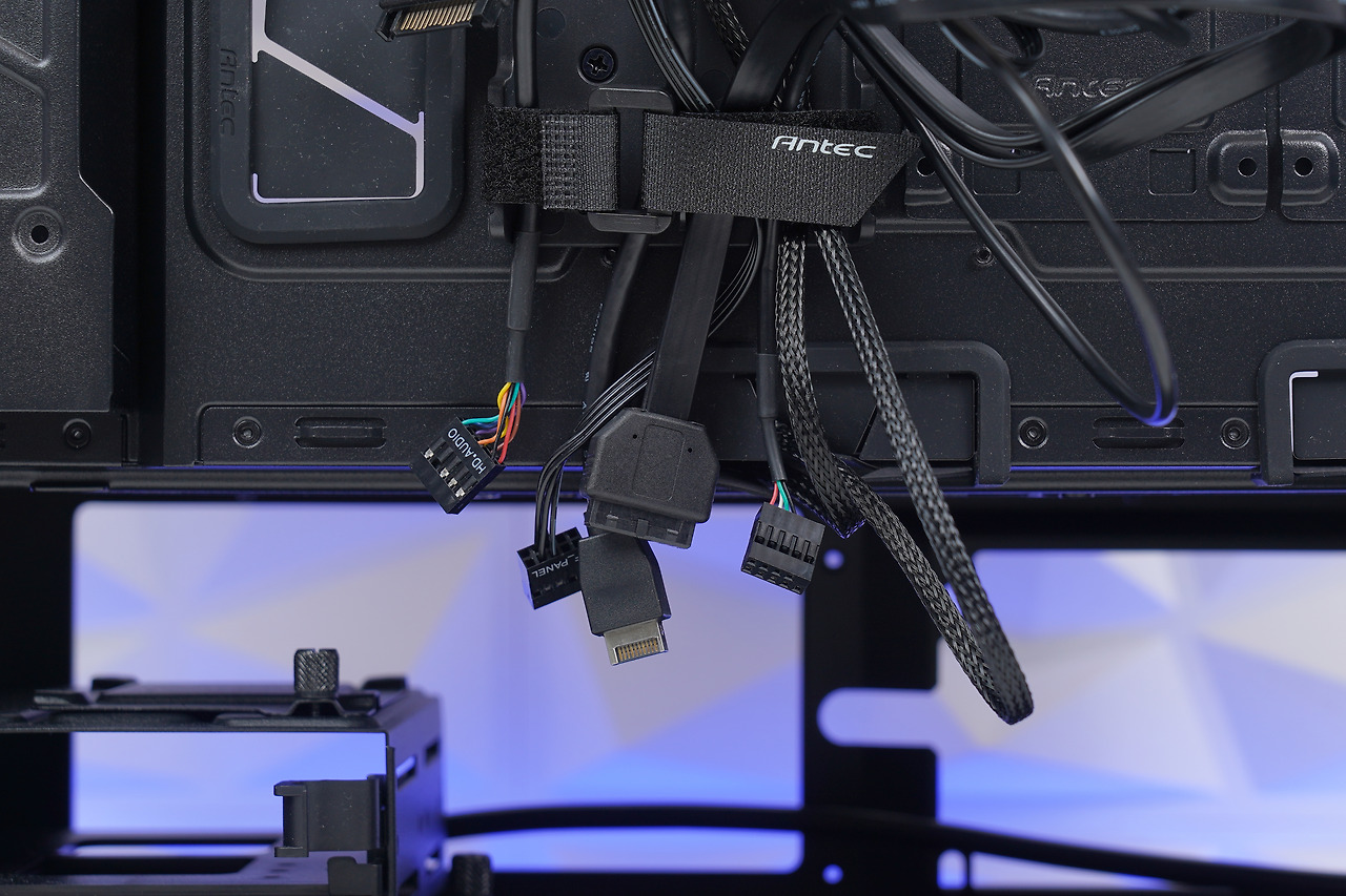 안텍 Flux Pro Mesh 블랙 컴퓨터 Pc 우드 케이스 추천 리뷰