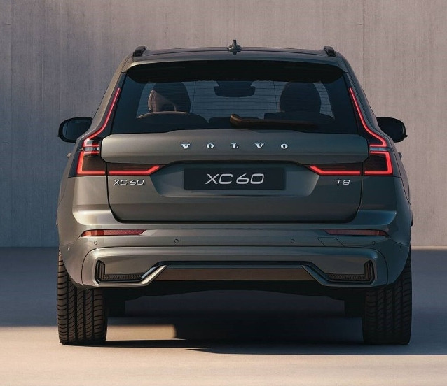 2026 볼보 XC60 페이스리프트 공개! 가격, 제원, 출시일 완전 정리