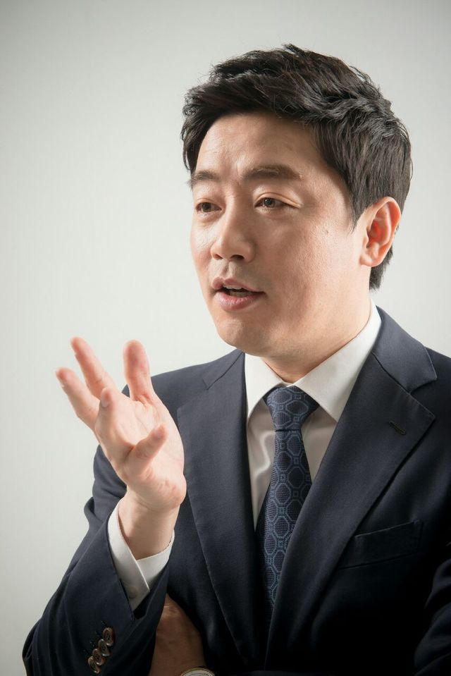 강훈식 국회의원 프로필 강훈식 의원 지역구 부인 나이