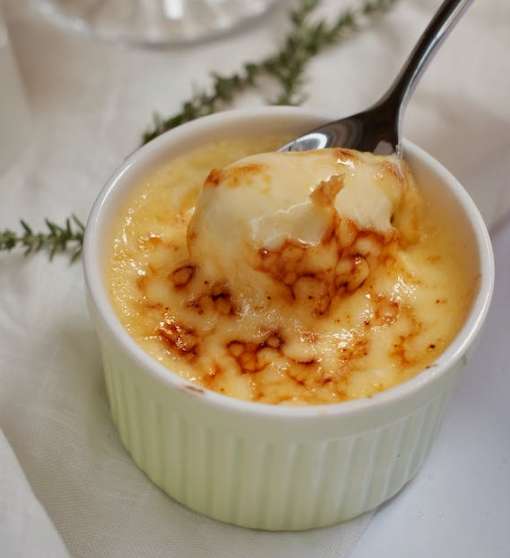 크렘 브륄레creme Brulee의 영양소 칼로리 그리고 건강에 미치는 영향