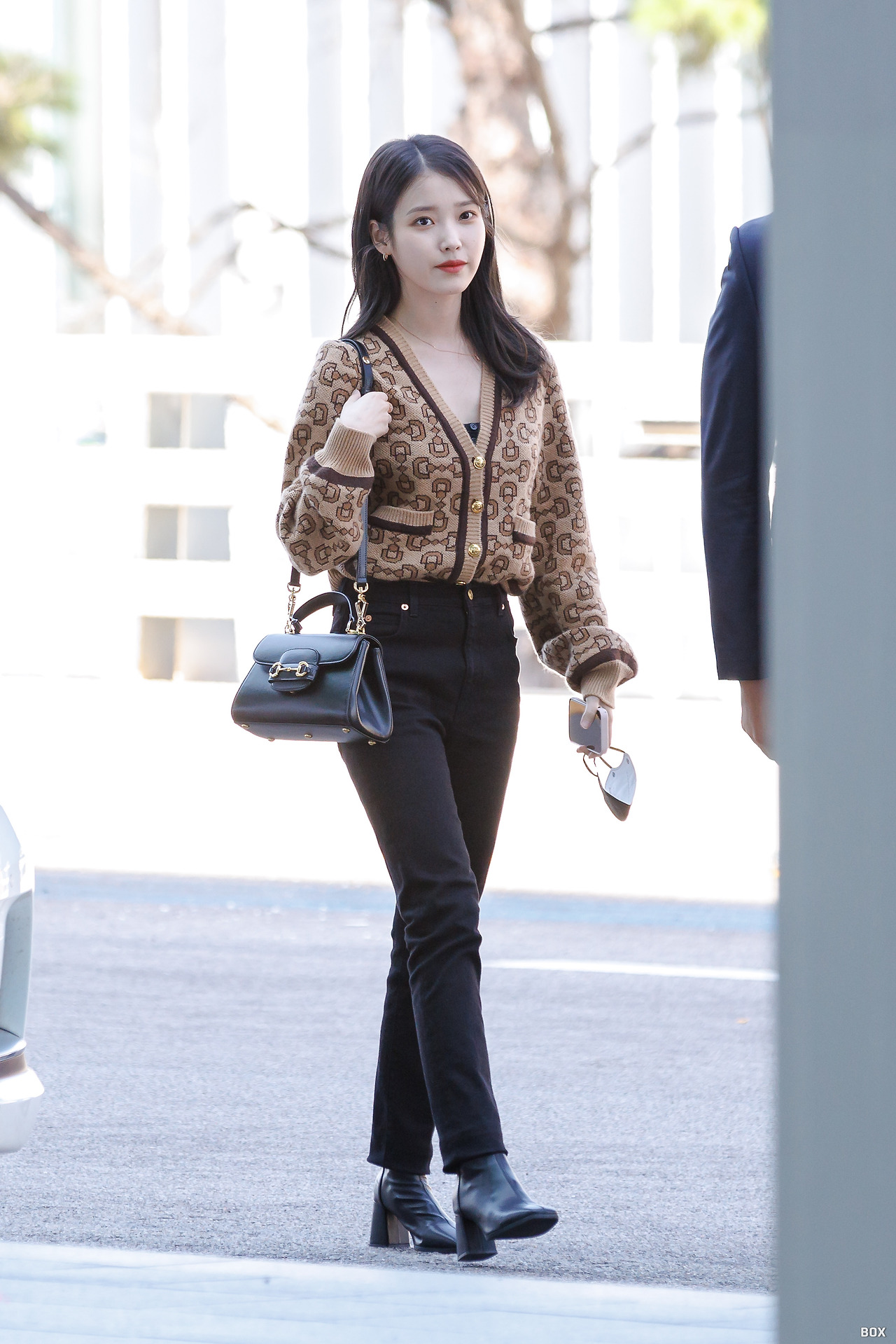 220922 아이유 인천공항 출국