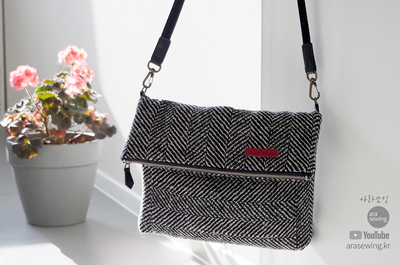 폴드오버 크로스백 만들기/영상/도안/Fold over Bag Tutorial