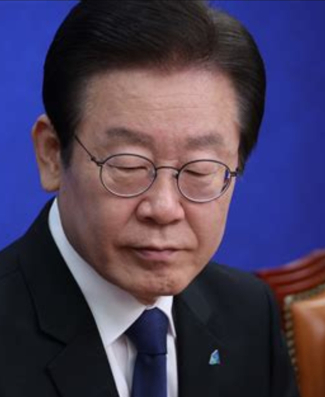 이재명 프로필 나이 고향 학력 정치 경력 부인 지지율 재판 관련주 총정리