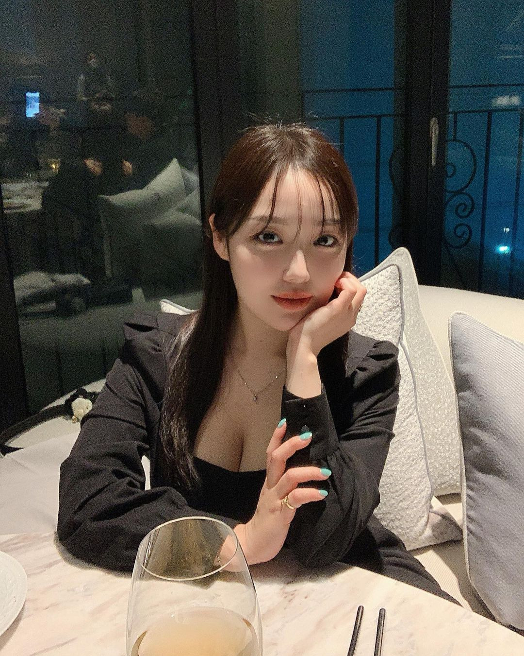 청순한 카페 사장님 인스타그램 셀카 사진 모음 — 스타들의★ 근황을 모아서