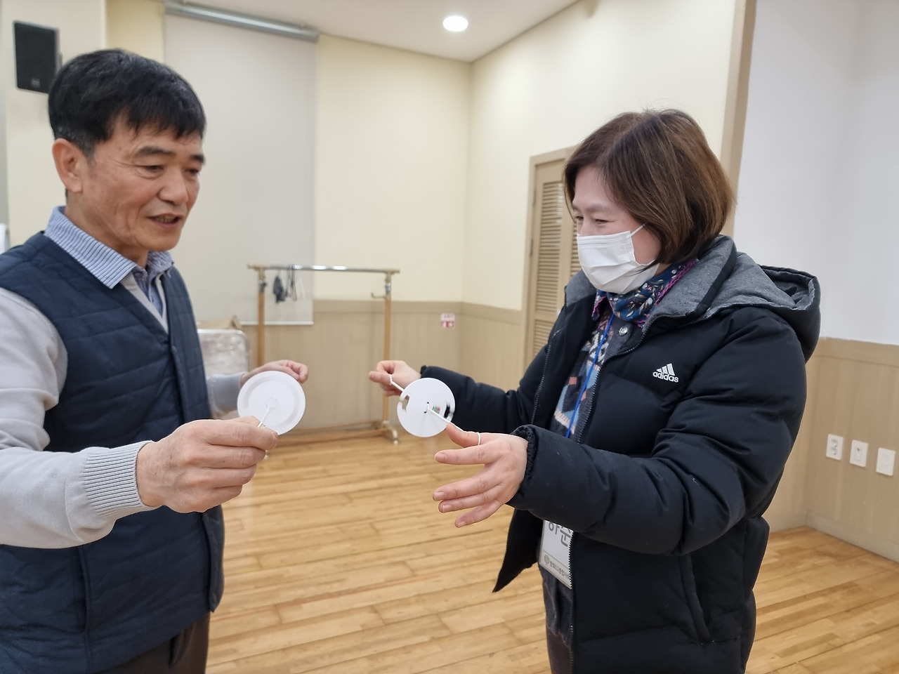 동네친구들 전래놀이 활동가 교육 4회기 쌩쌩이 공기놀이 가위바위보 긴줄넘기 8자놀이 달팽이놀이 떡장수 놀이