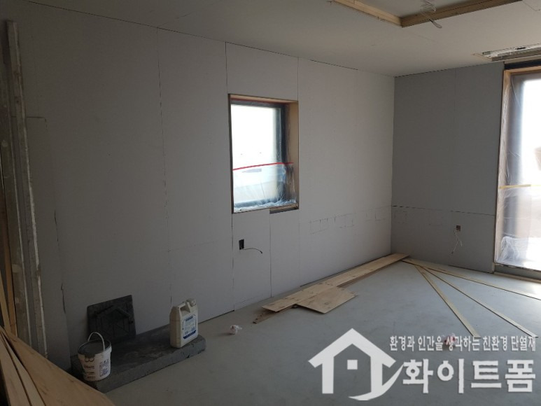 경기도 수원 신축 주택 친환경 단열재 화이트폼수성연질폼 수성연질우레탄폼시공 완료 했습니다