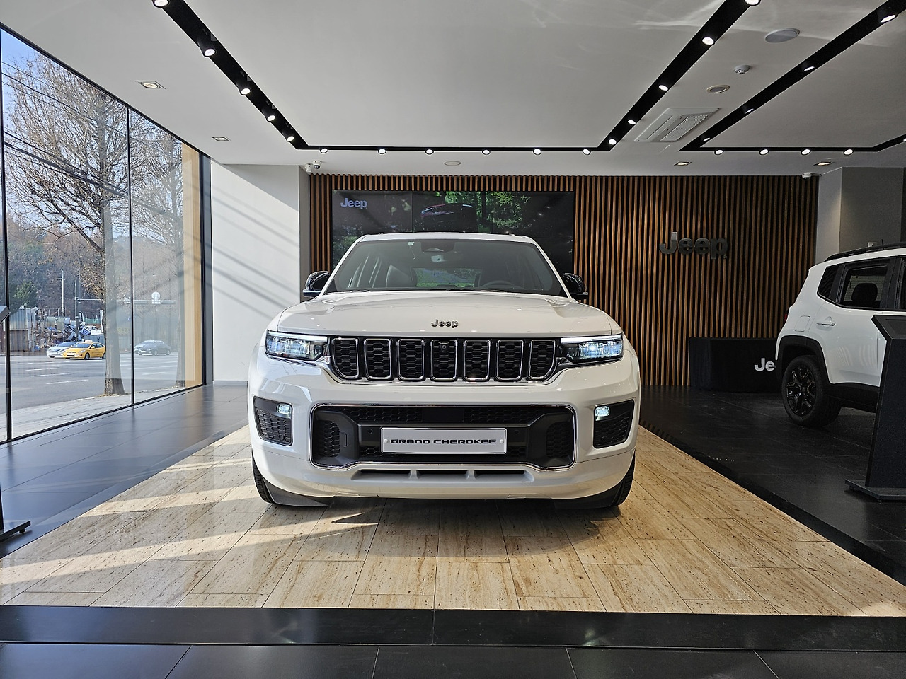 Jeep 그랜드 체로키 36 오버랜드리미티드 5인승 연말 파격 할인
