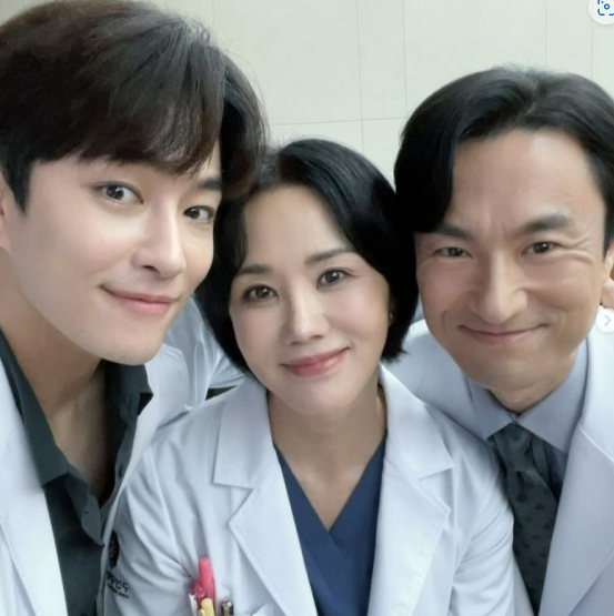 엄정화 나이 키 프로필 다이어트 드라마 결혼 안한 이유