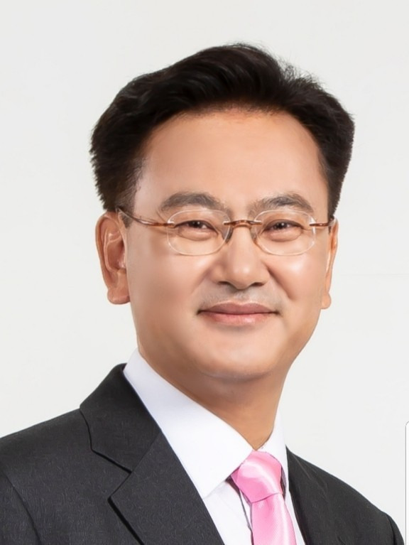 유상범 국회의원 고향 학력 본관 나이 임기 군대 병역 가족 아내 유오성 약력 경력 프로필 햄블