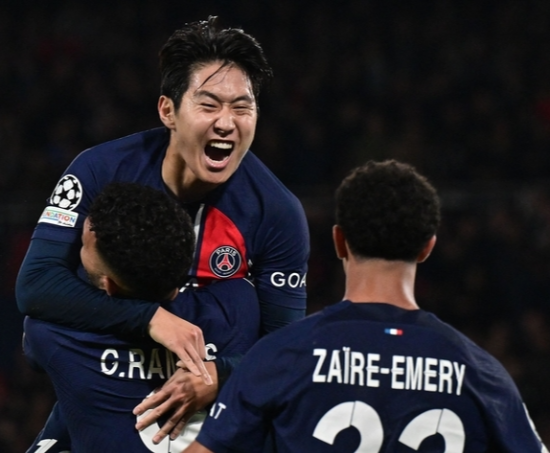 챔피언스리그 Ac밀란 상대로 Psg 데뷔골 떠뜨린 이강인 10월 A매치 2연전 3골 1도움 이어 소속팀서 활약